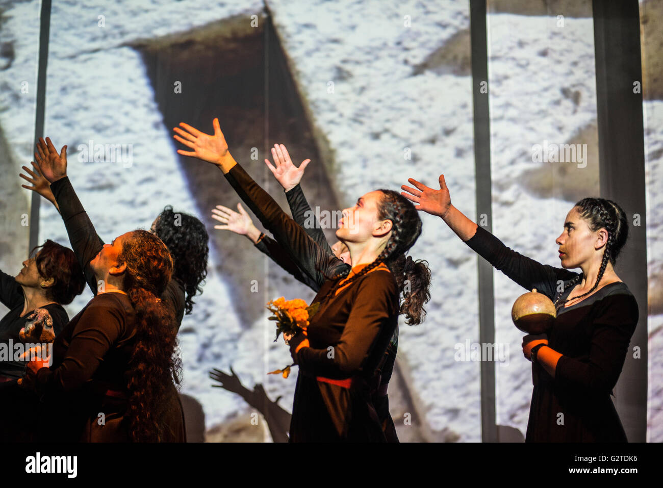 Antigone Play Stock Photos & Antigone Play Stock Images - Alamy