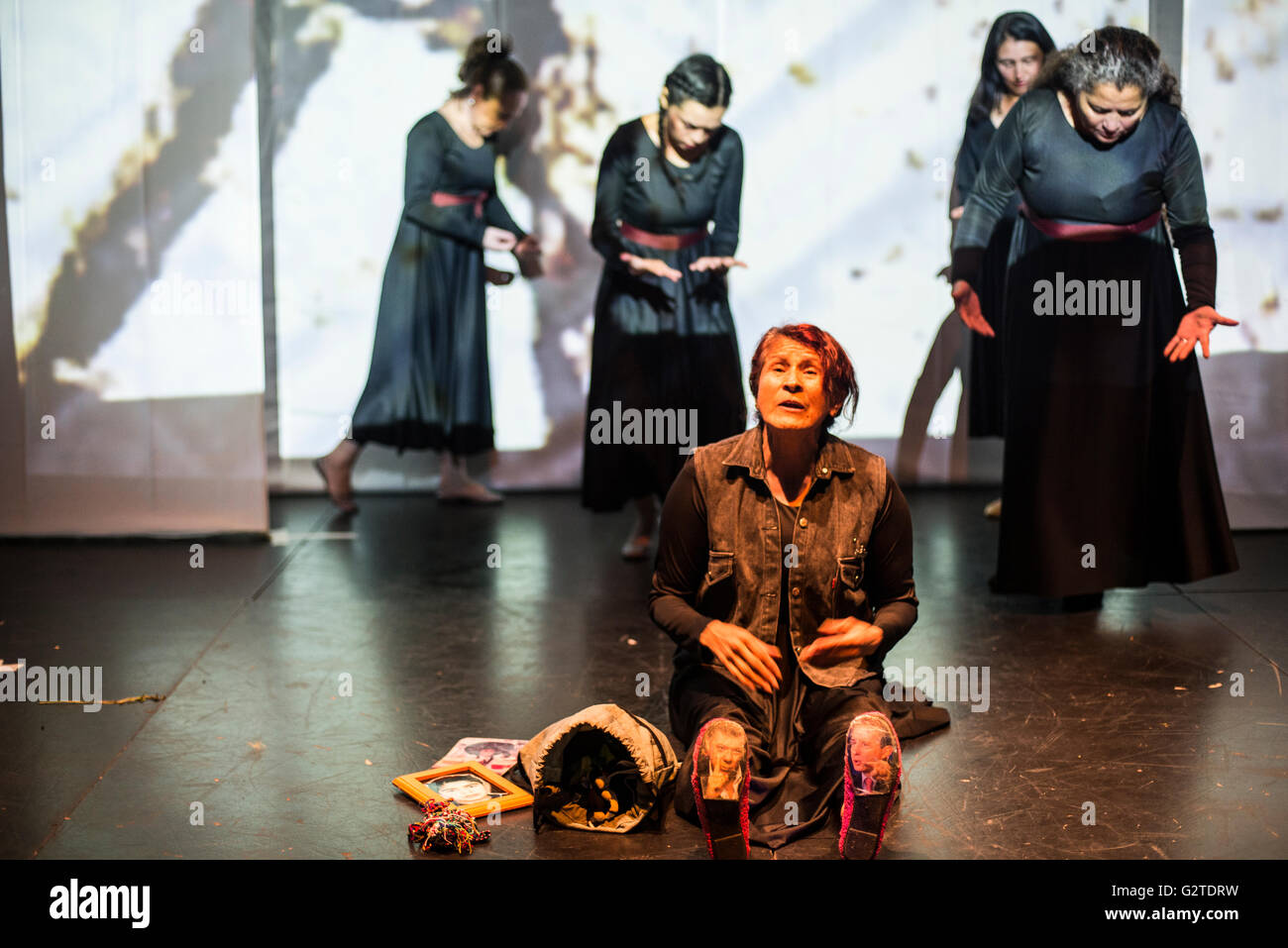 Antigone play hi-res stock photography and images - Alamy