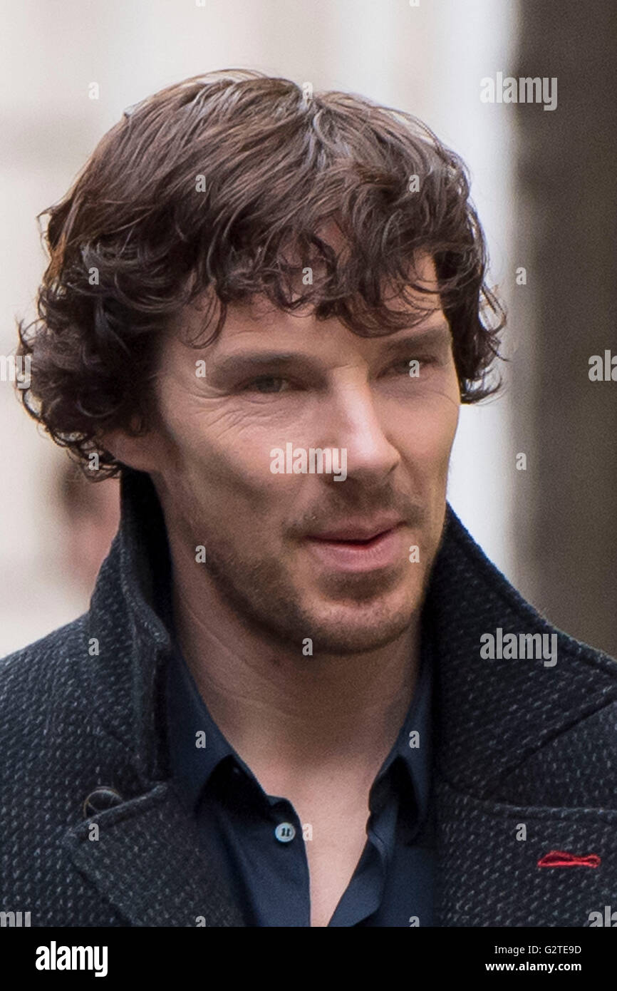 Benedict Cumberbatch spotted during filming for the fourth series of ...