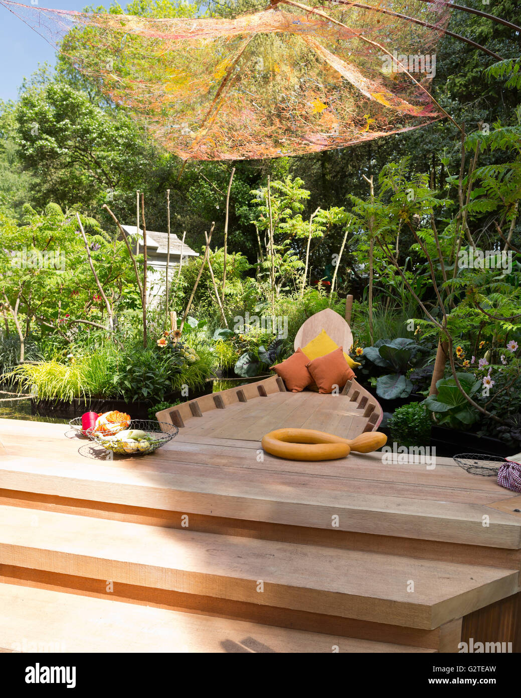 Sarah eberle garden designer hi-res stock photography and images - Alamy