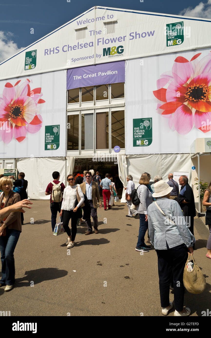 RHS Chelsea Flower Show 2016 Great Pavilion entrance Stock Photo - Alamy