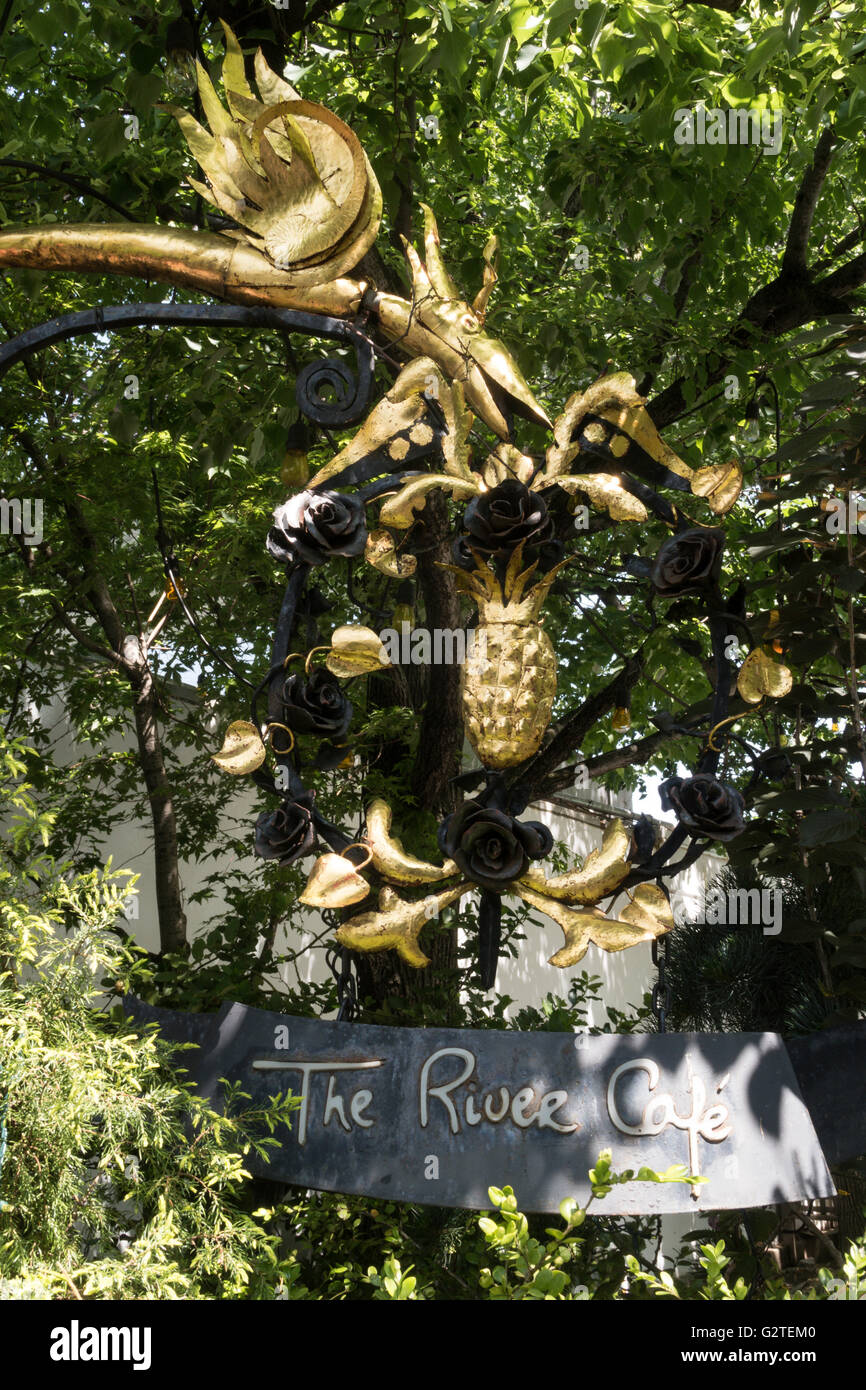 The river cafe nyc hi-res stock photography and images - Alamy