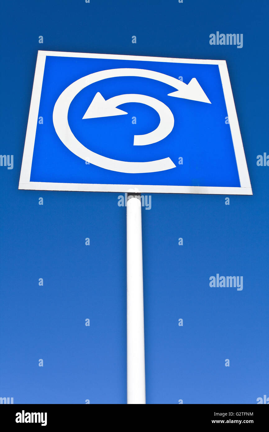 Roundabout sign hi-res stock photography and images - Alamy