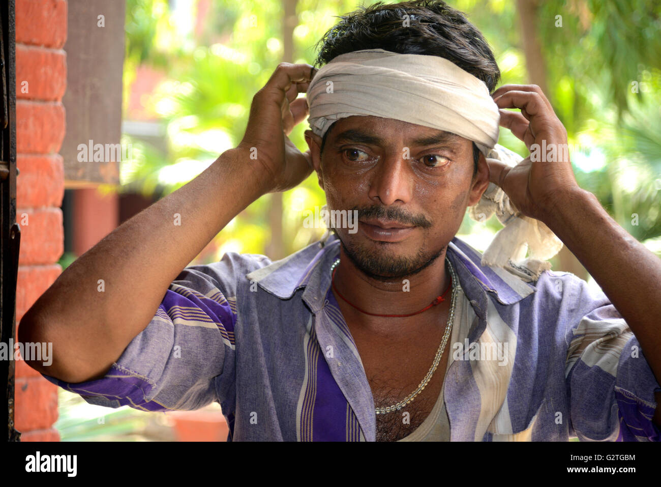 Indian Manual worker Stock Photo - Alamy