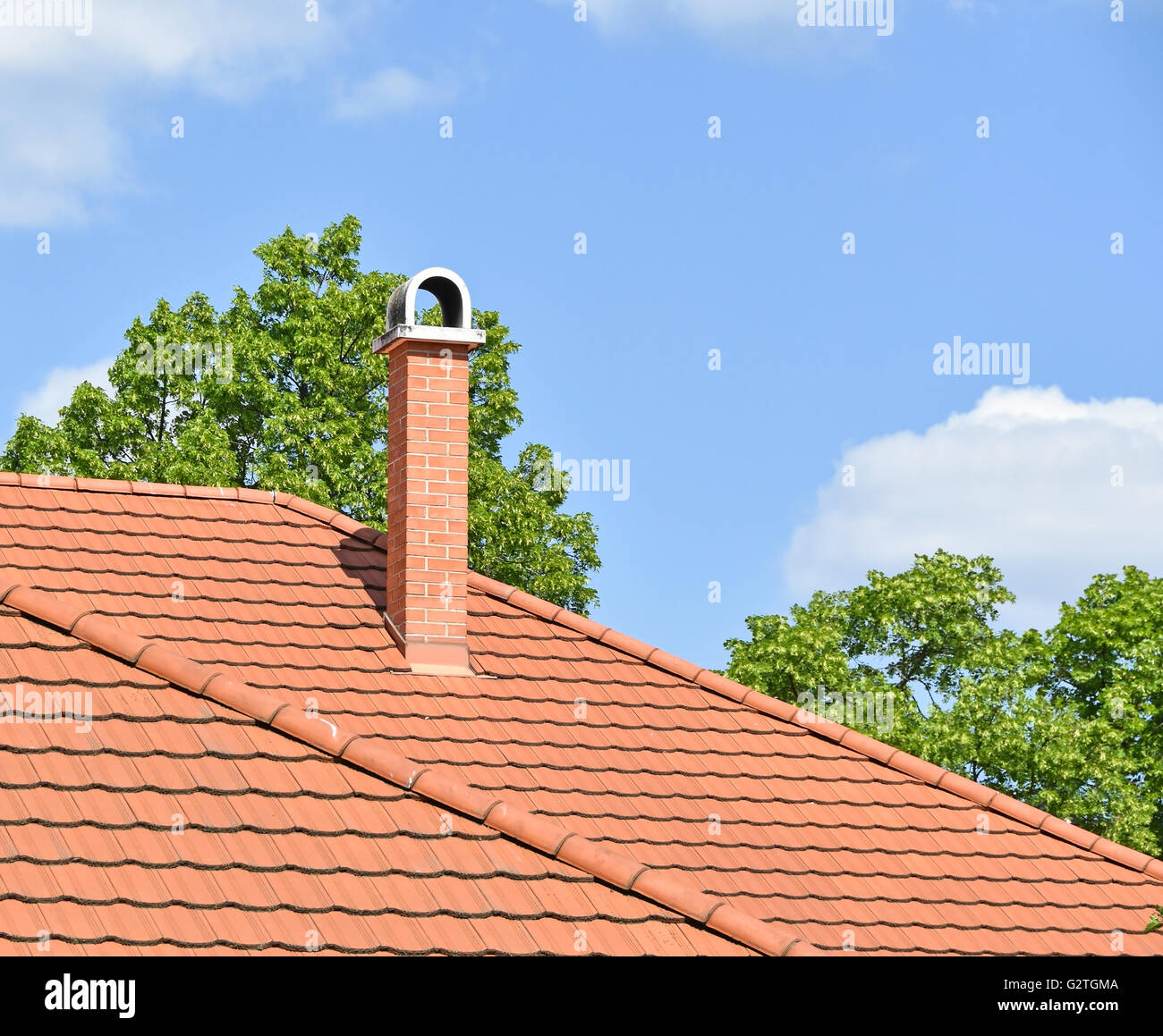 Smoke stack sky architecture hi-res stock photography and images - Alamy