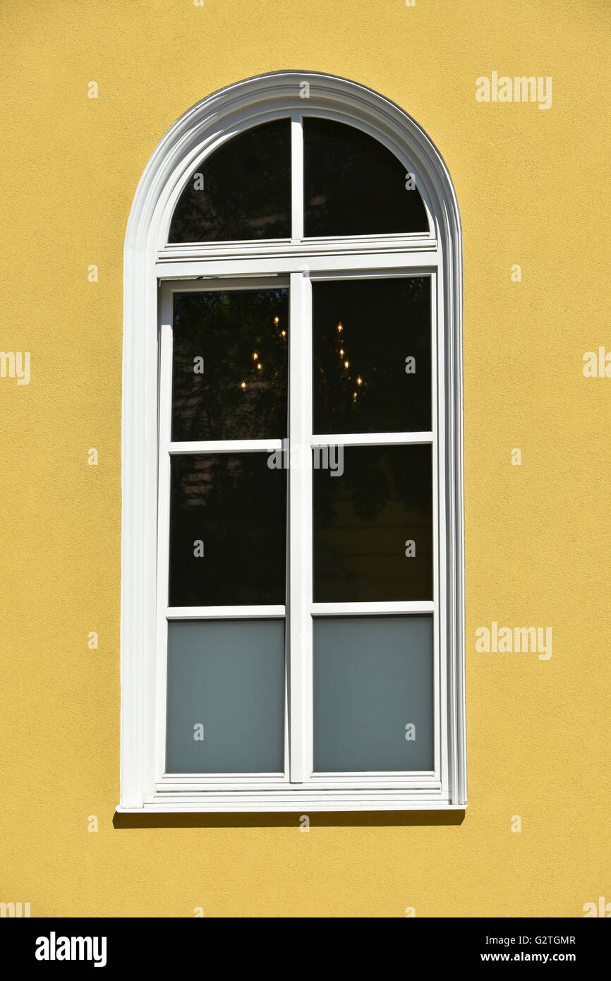 Window structure worship hi-res stock photography and images - Alamy