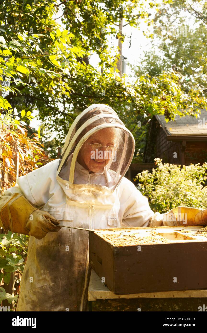 70 80 year olds hi-res stock photography and images - Alamy
