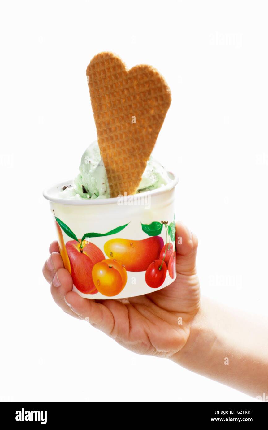 Ice cream cardboard tub hi-res stock photography and images - Alamy