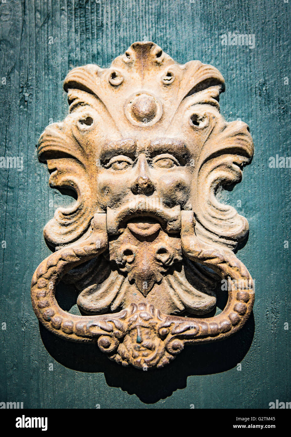Human face door knocker decorative hi-res stock photography and images ...
