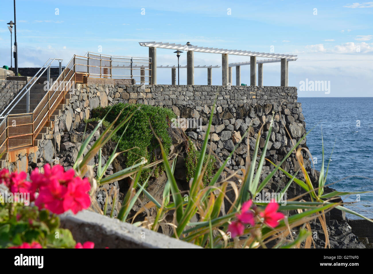 Viewpoint and promenade on clifftop at Lido near Funchal in Madeira ...