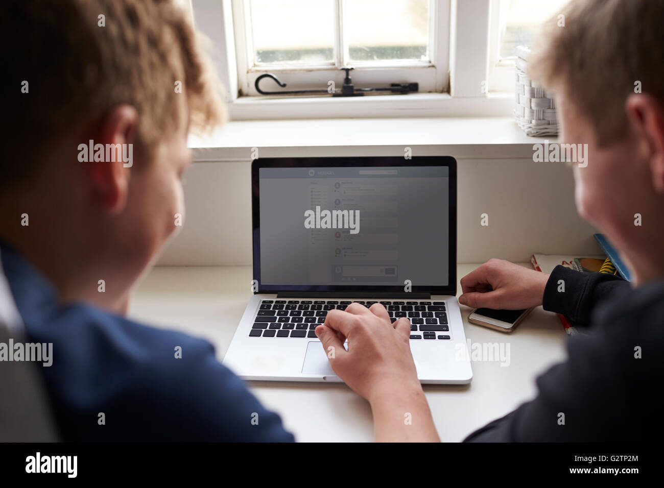 Adolescent boys hi-res stock photography and images - Alamy