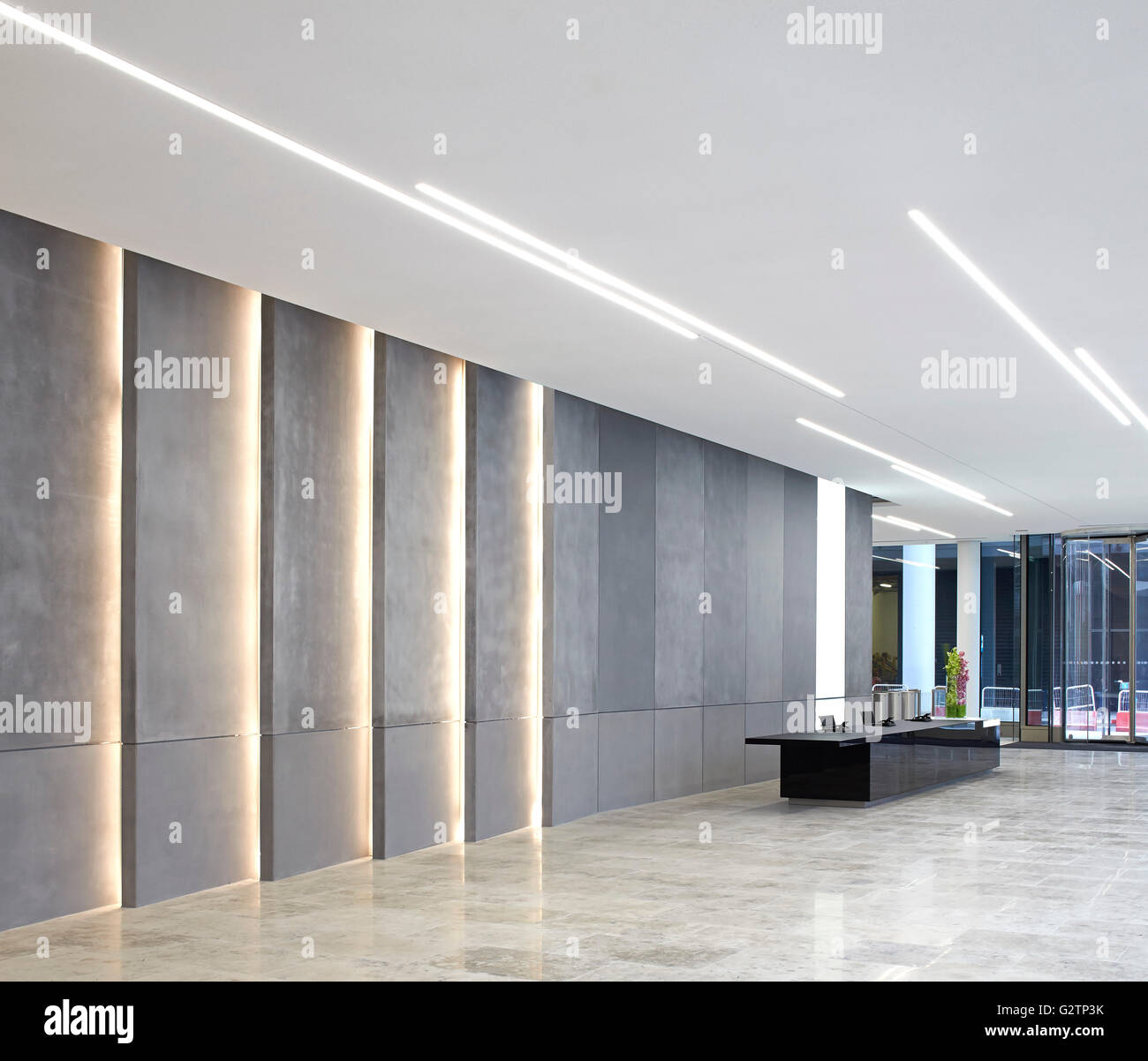 Office reception area and wall hi-res stock photography and images - Alamy