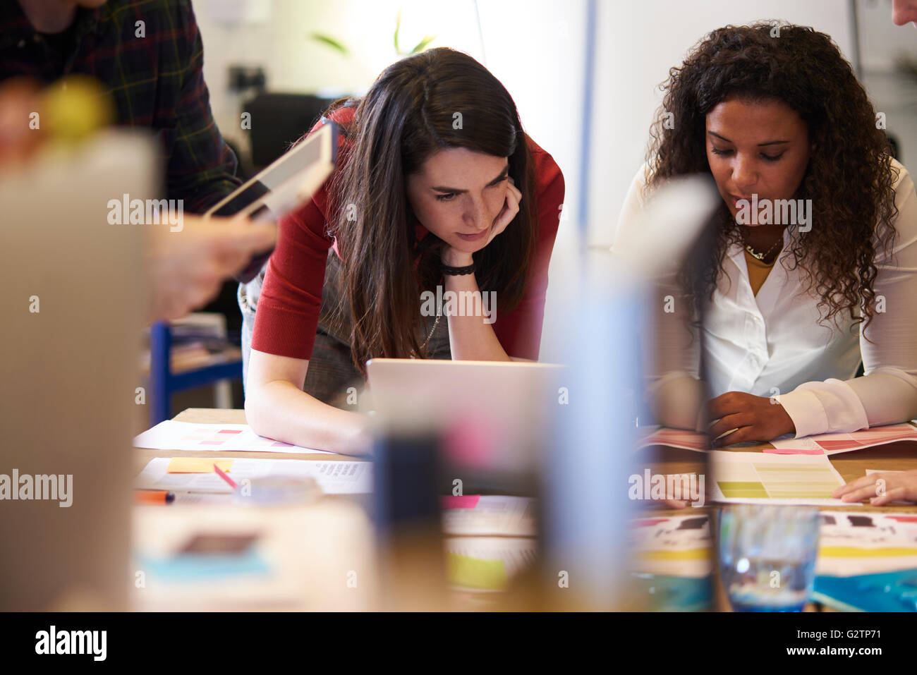 Creative Brainstorming Meeting In Design Office Stock Photo - Alamy