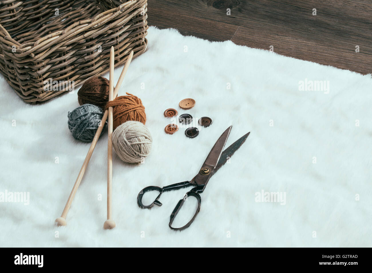 Scissors and yarn ball on carpet hi-res stock photography and images ...