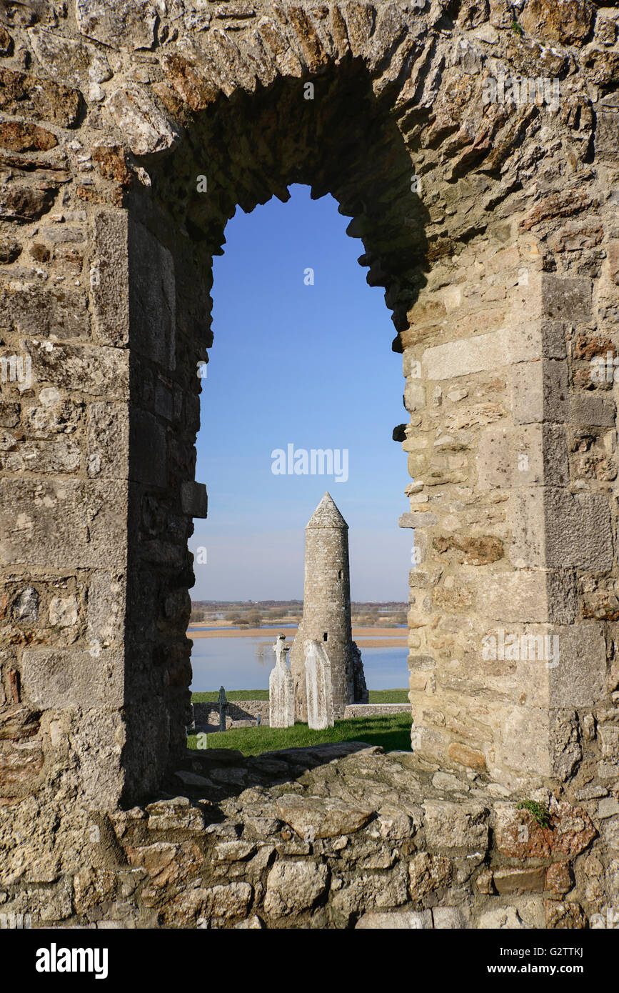 Ireland, County Offaly, Clonmacnoise, Temple Finghin and McCarthy's ...