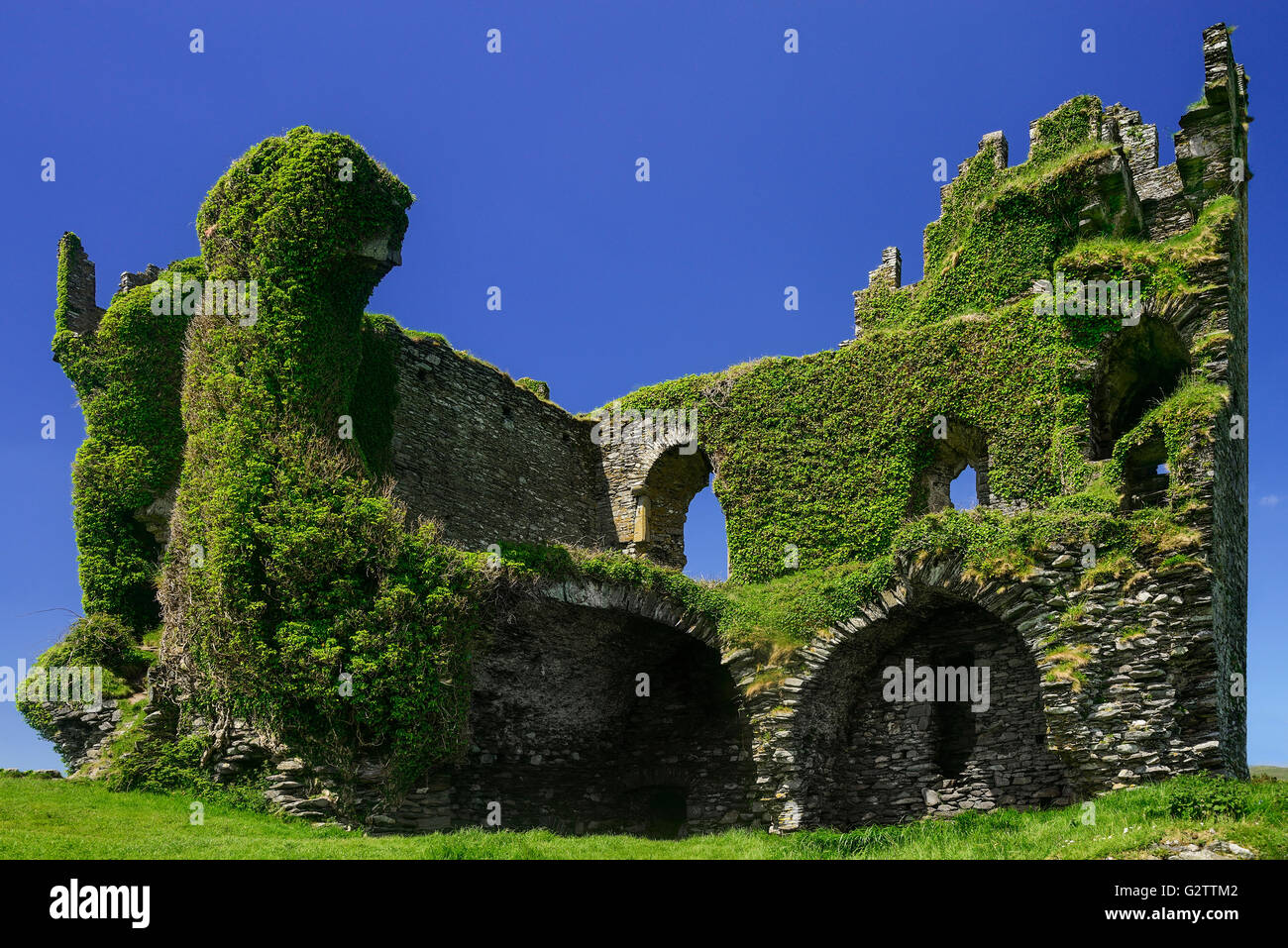 Ireland, County Kerry, Iveragh Peninsula, Ring of Kerry, Ballycarbery ...