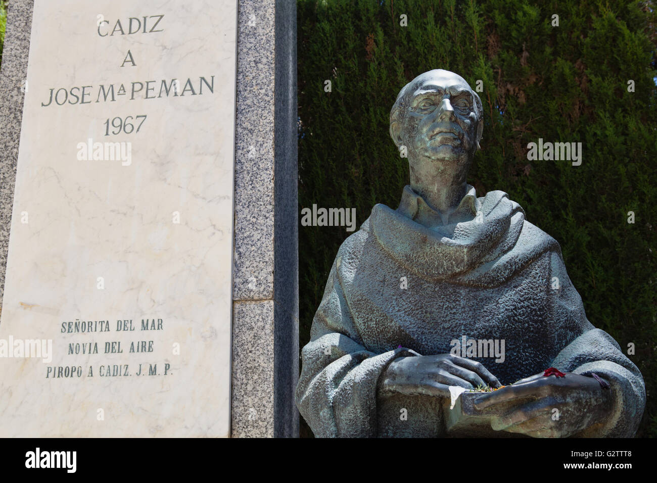 Spain, Andalucia, Cadiz, Statue of Jose Maria Peman, poet, novelist ...