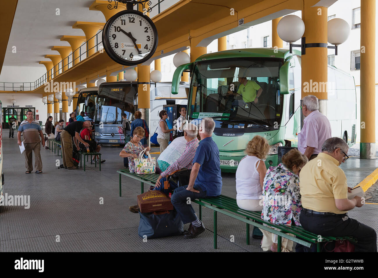 Seville bus station hi-res stock photography and images - Alamy