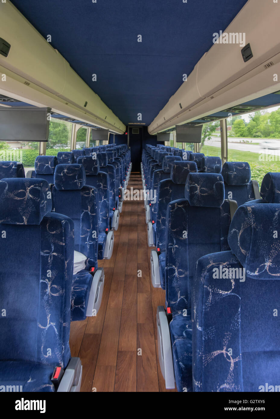 Team bus hi-res stock photography and images - Alamy