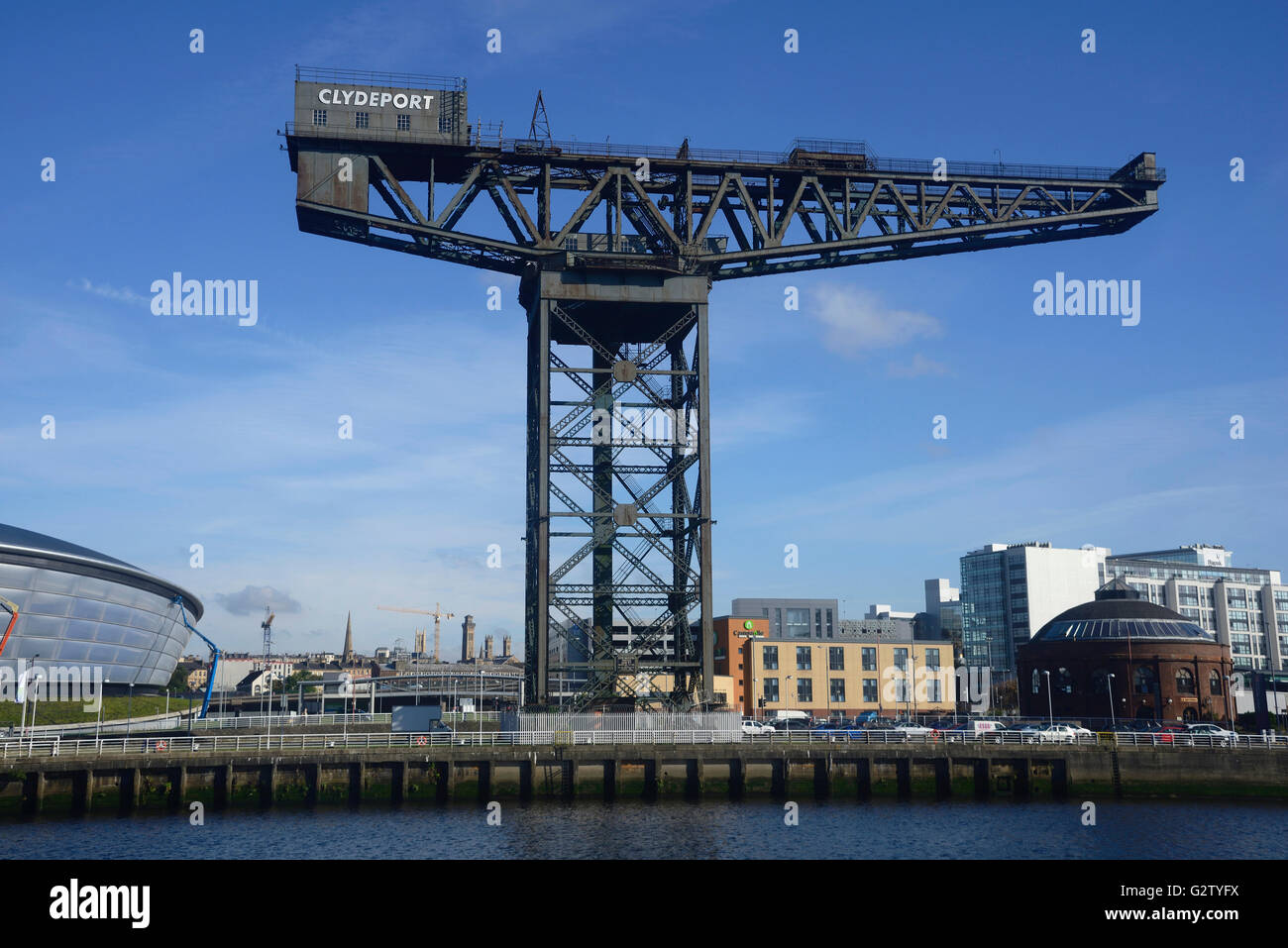 Scotland, Glasgow, the Clyde, Finnieston Crane Stock Photo - Alamy