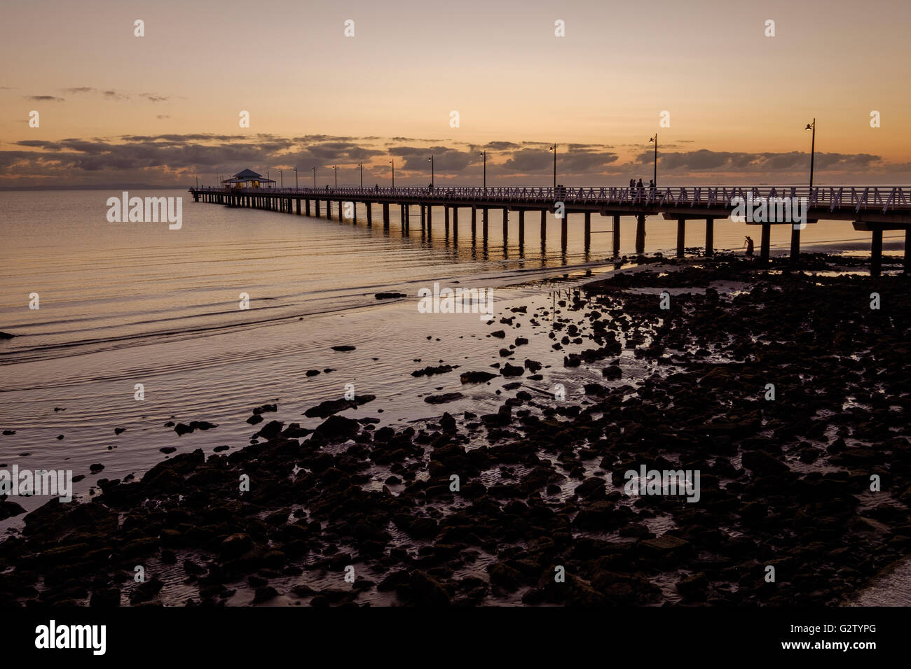 Early morning at the Shorncliffe Pier Stock Photo - Alamy