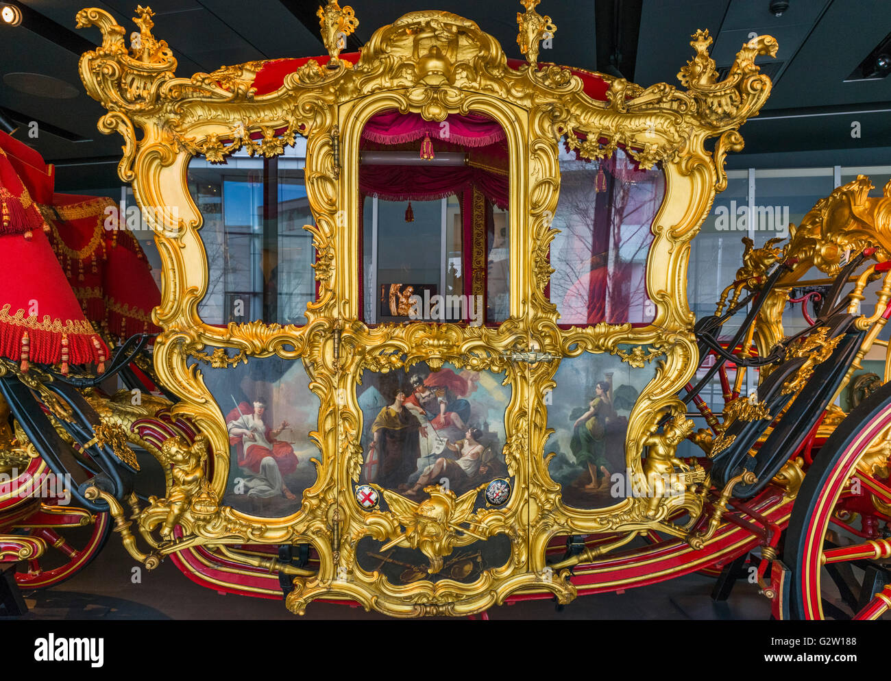 Lord mayors ceremonial coach hi-res stock photography and images - Alamy