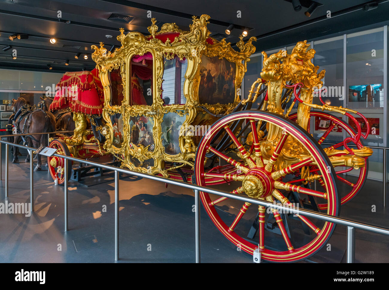 Museum of london carriage hi-res stock photography and images - Alamy