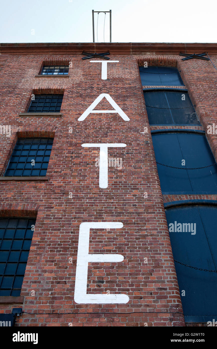 Tate Building in Albert Dock, Liverpool, UK Stock Photo - Alamy