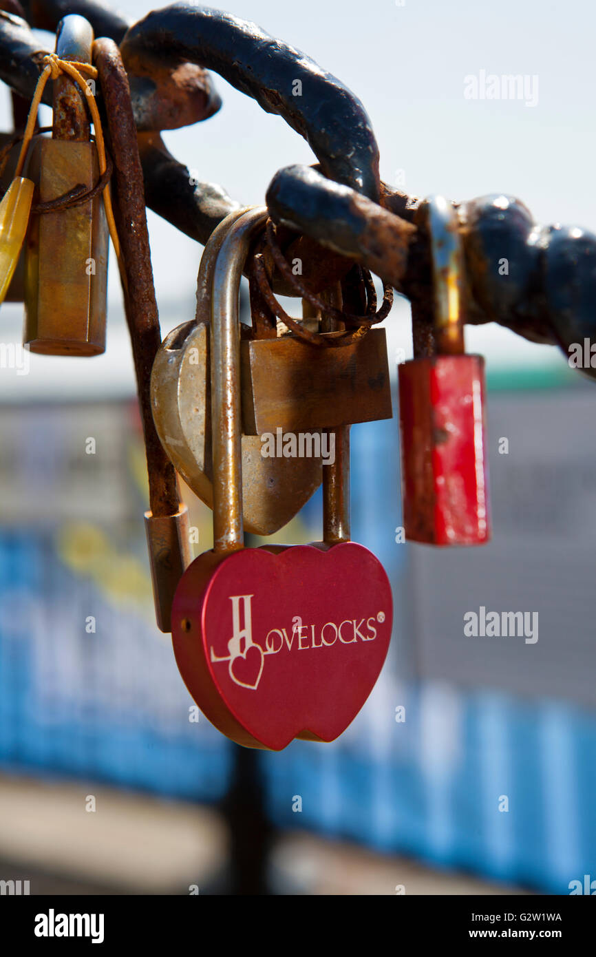 Liverpool padlock fence hi-res stock photography and images - Alamy