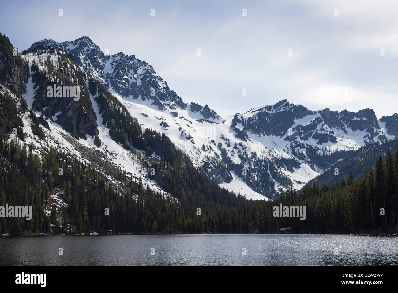 Alpine Lakes Wilderness, Washington: Lake Stuart with the Stuart Range ...