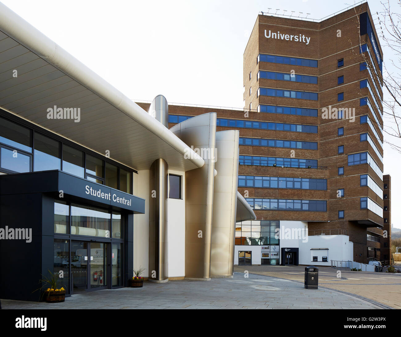 Entrance to Student Central building at Huddersfield University ...