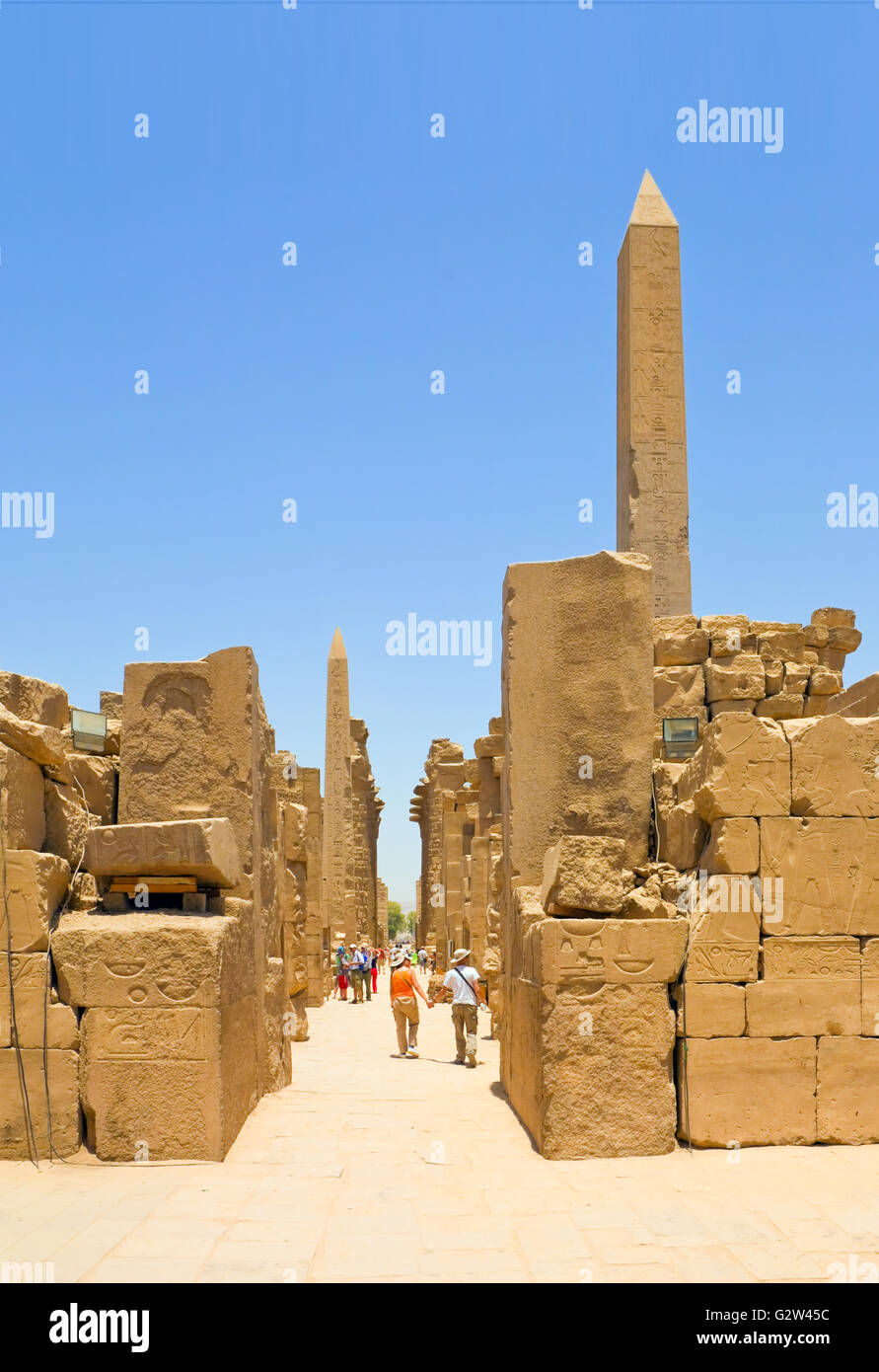 Karnak temple drawing hi-res stock photography and images - Alamy