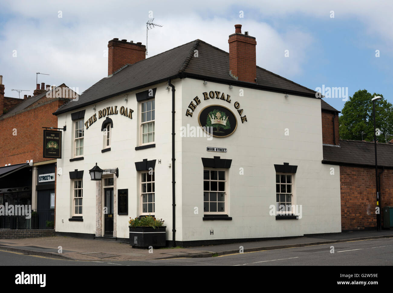 The Royal Oak pub, Earlsdon, Coventry, UK Stock Photo - Alamy