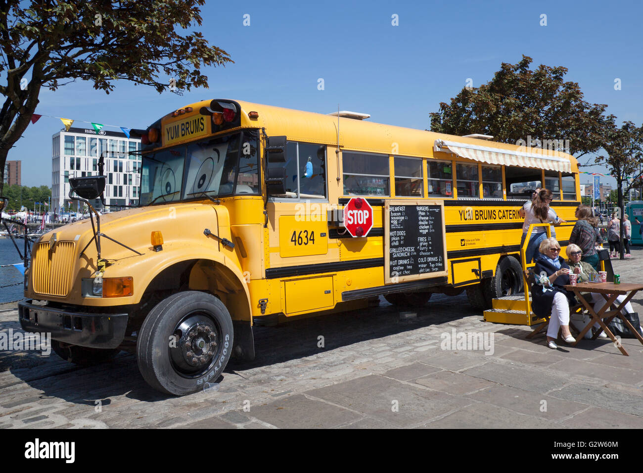 American roadside Diner Bus PSV catering coach, crowds, tourists, day ...