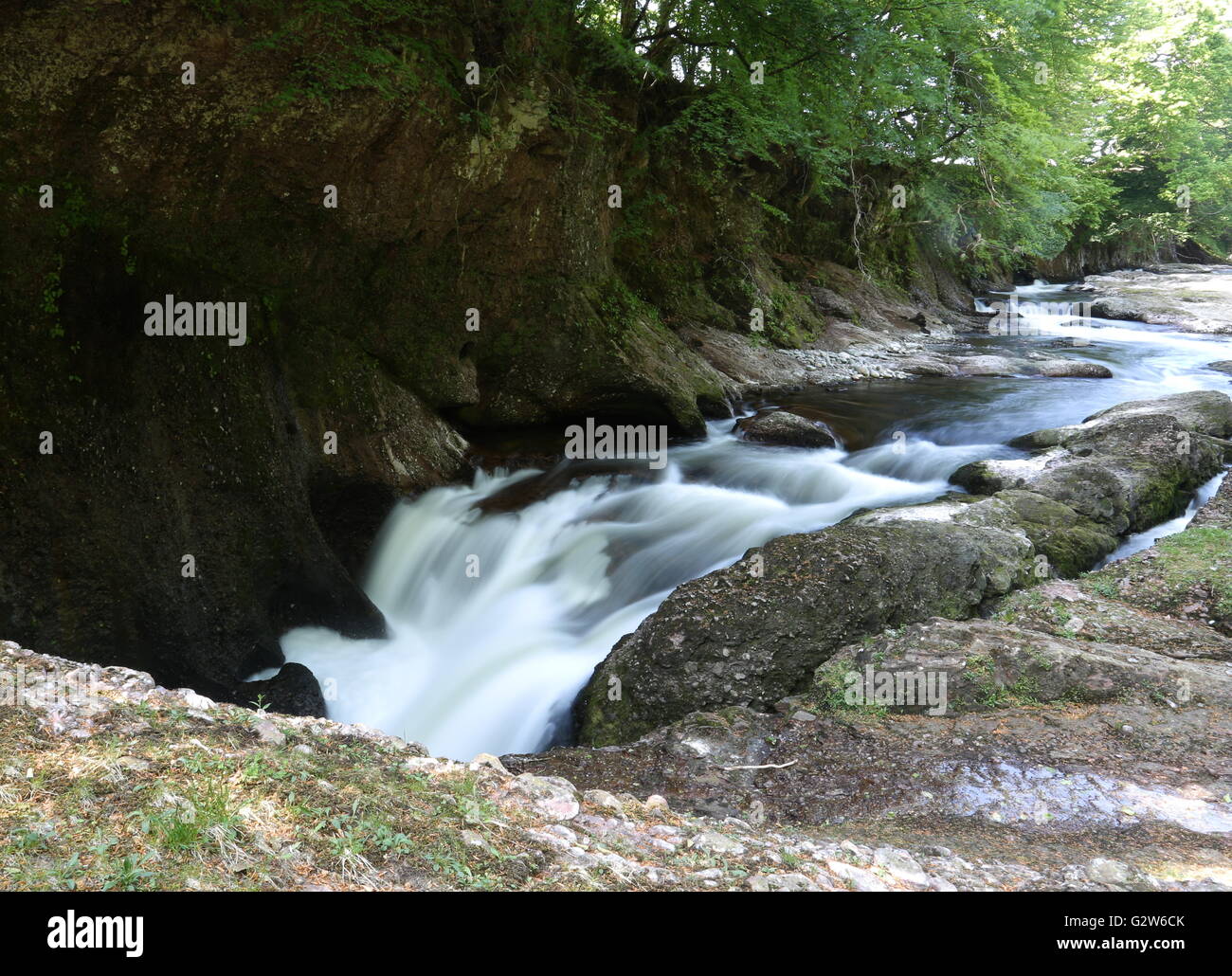 Edzell river esk hi-res stock photography and images - Alamy
