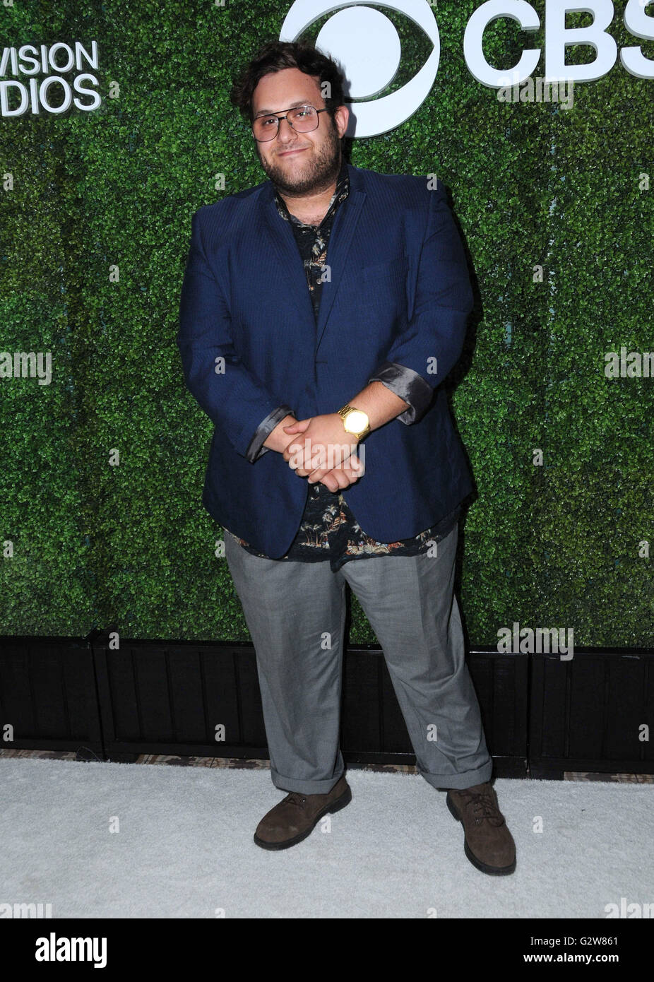 Ari stidham hi-res stock photography and images - Alamy