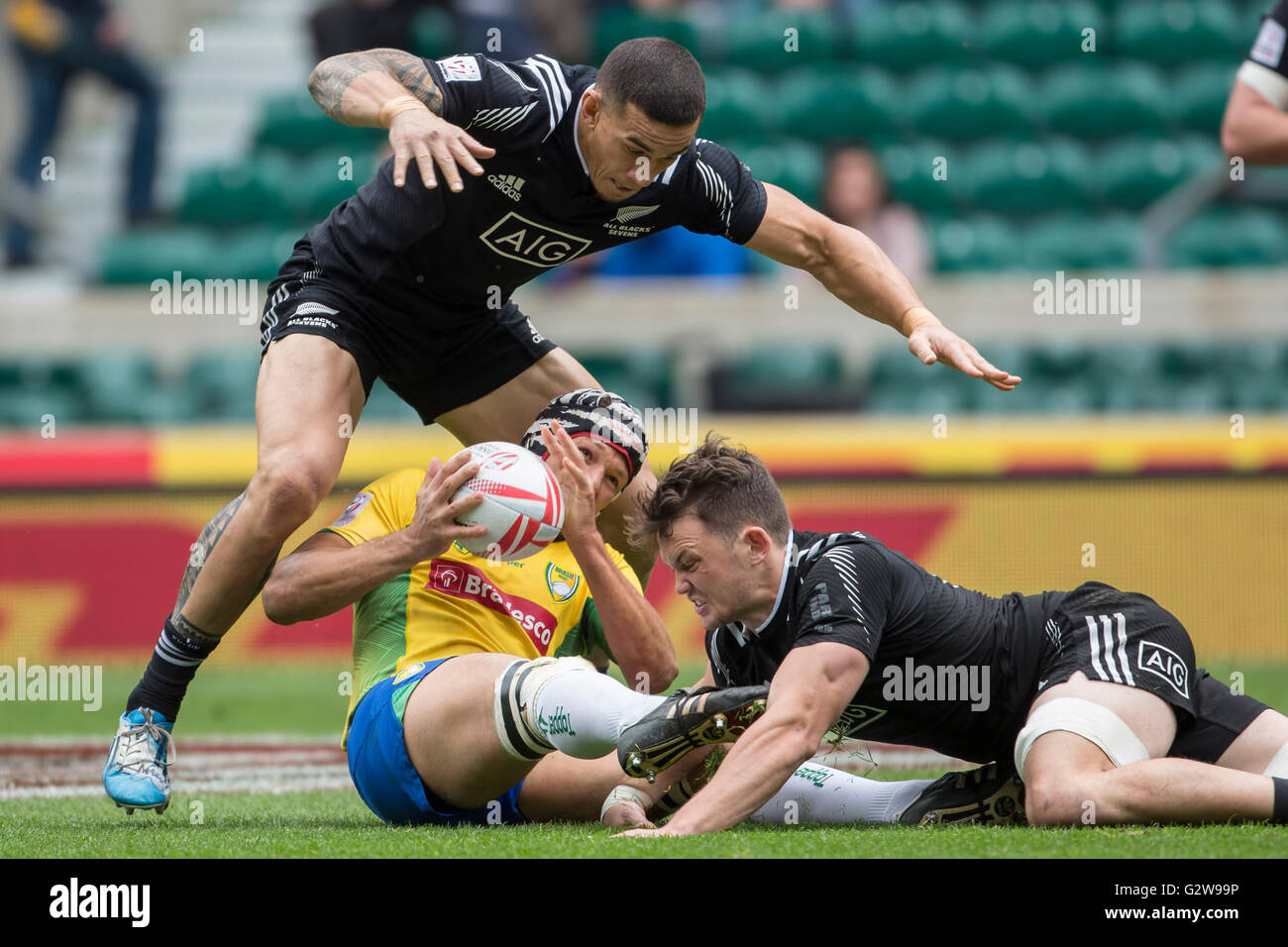 London, Great Britain. 21st May, 2016. Sonny Bill Williams (New Zealand ...