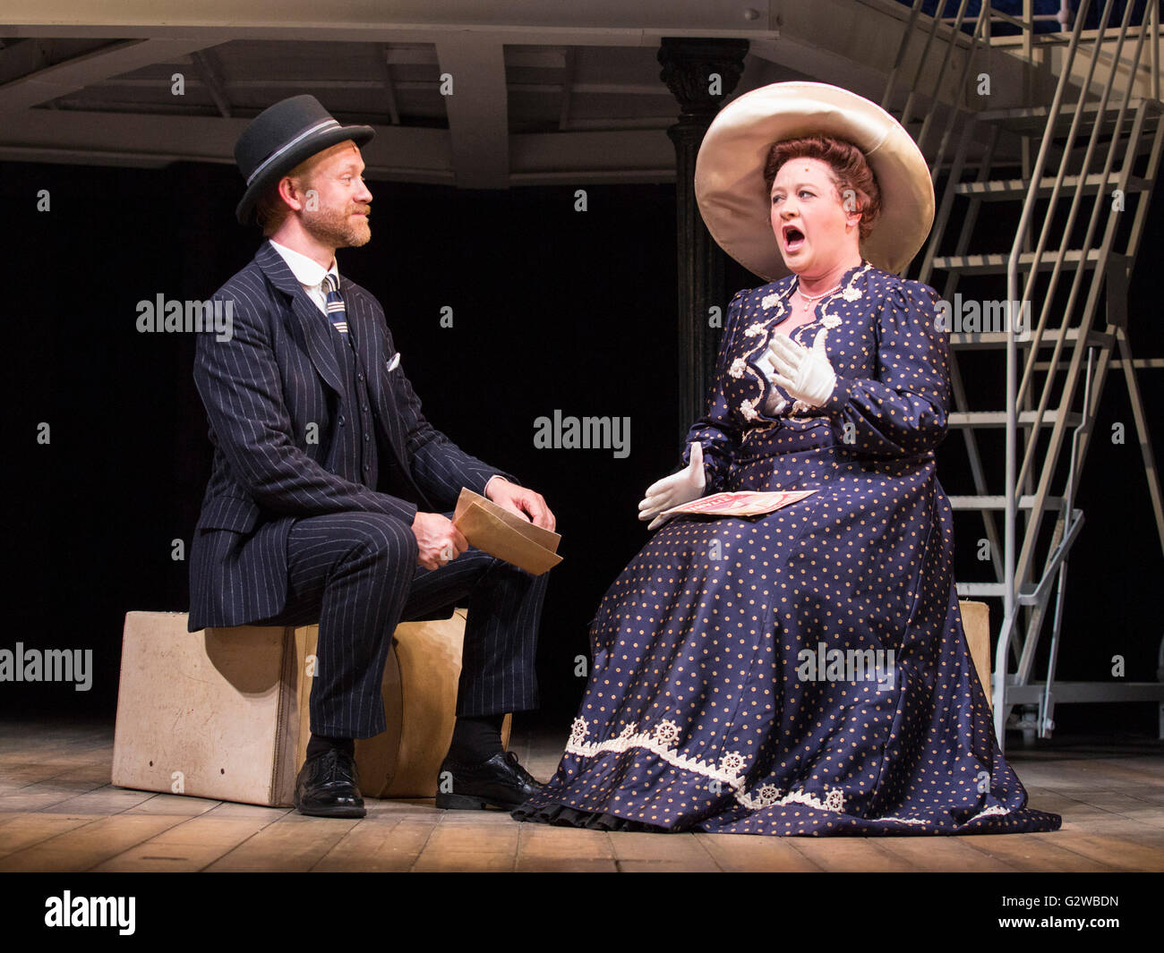 Claire sweeney and musical hi-res stock photography and images - Alamy
