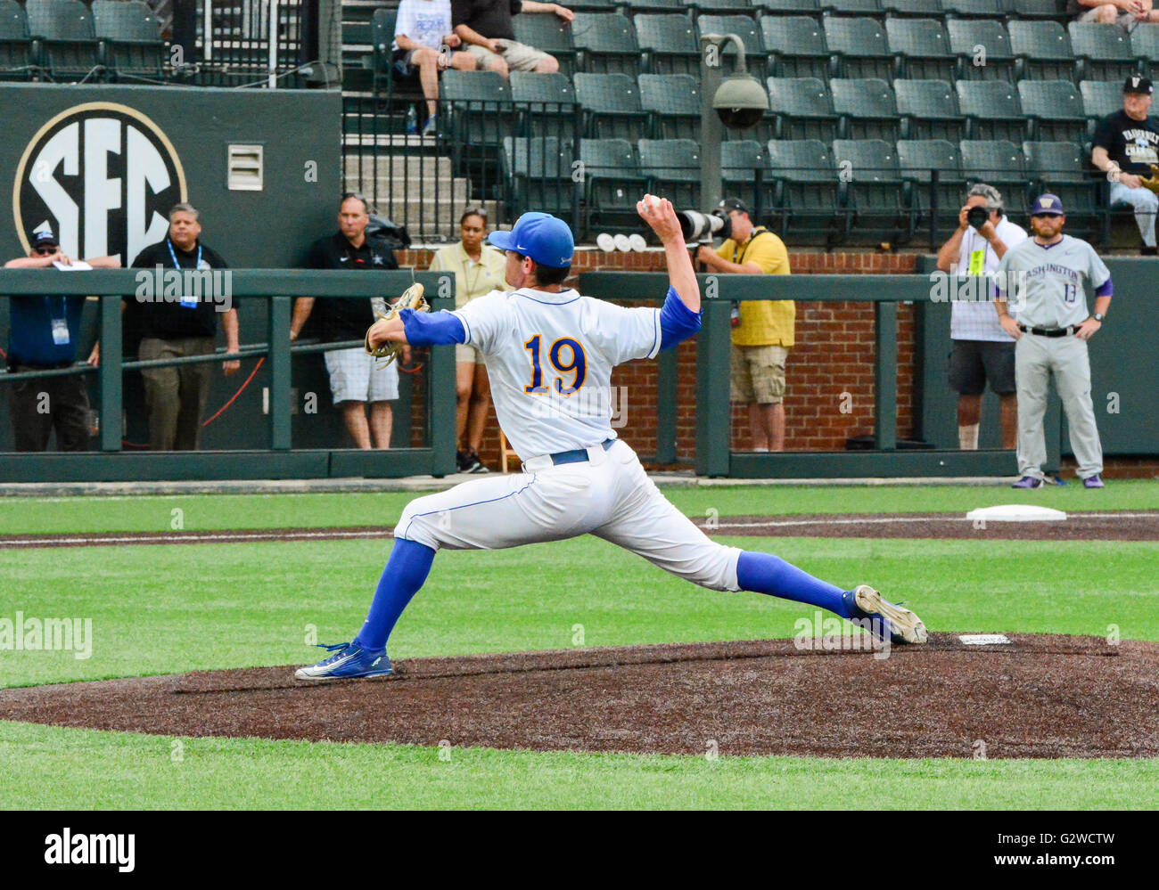 Nashville, Tennessee, USA. 03rd June, 2016. Shane Bieber #19 pitching ...