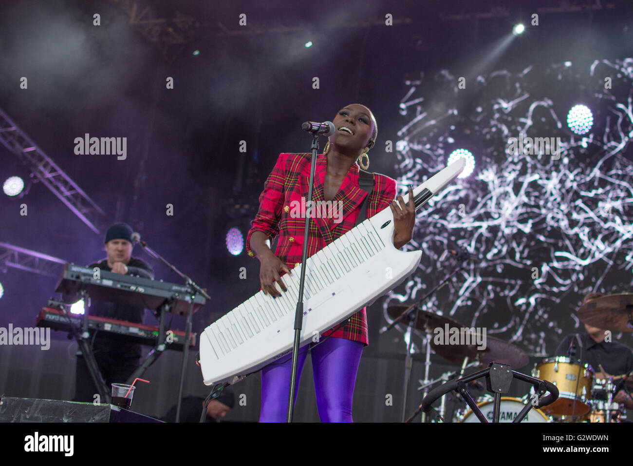 Types of chart hi-res stock photography and images - Alamy