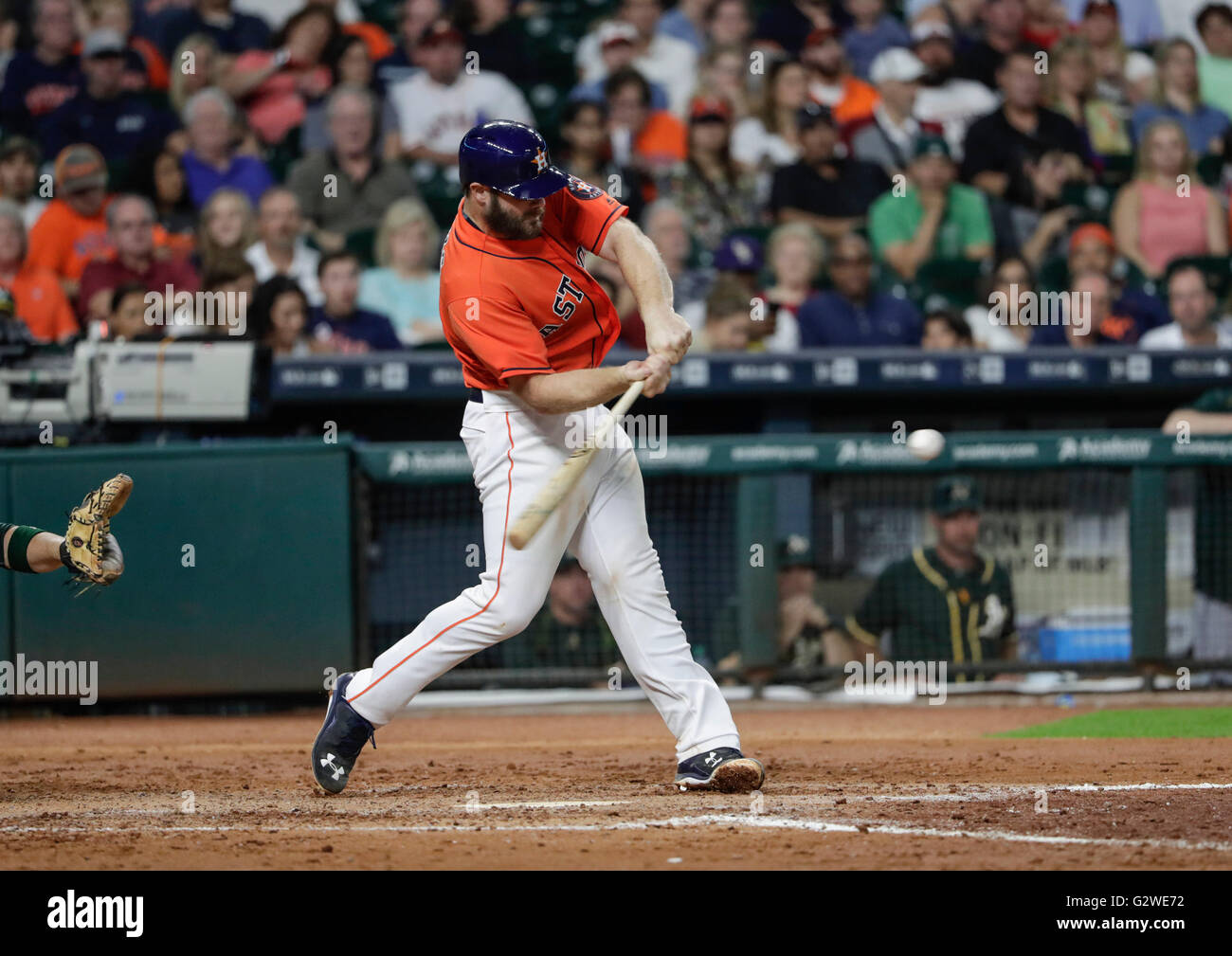 Houston, TX, USA. 3rd June, 2016. Houston Astros designated hitter Evan ...
