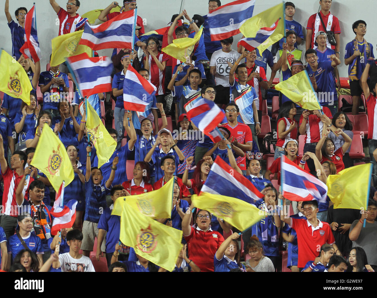 Bangkok, Thailand. 03rd June, 2016. Supporters cheer for Thailand ...