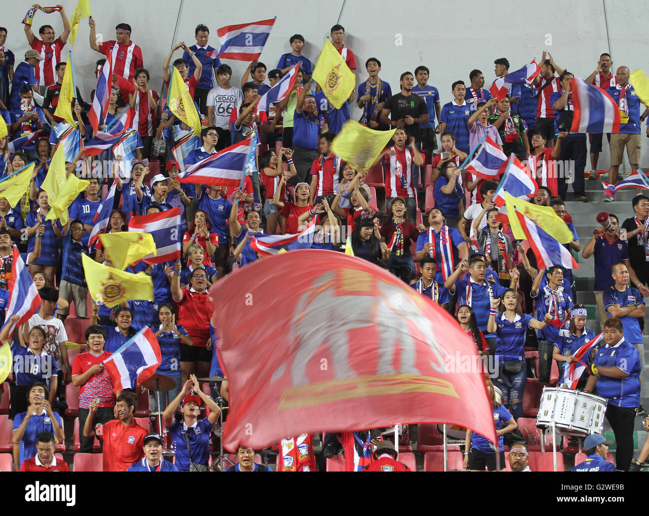 Bangkok, Thailand. 03rd June, 2016. Supporters cheer for Thailand ...