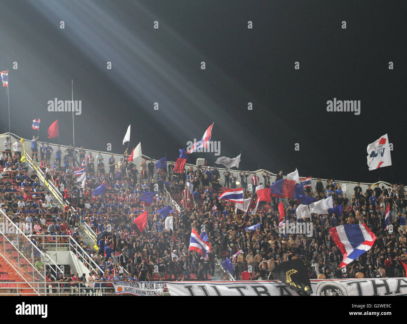 Bangkok, Thailand. 03rd June, 2016. Supporters cheer for Thailand ...