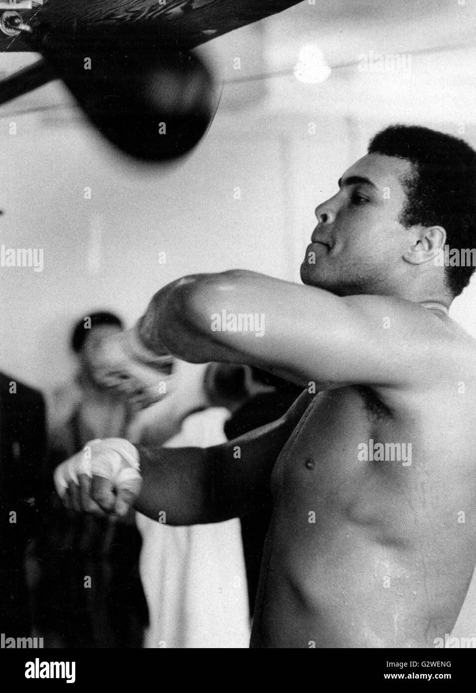 Ali training Black and White Stock Photos & Images - Alamy