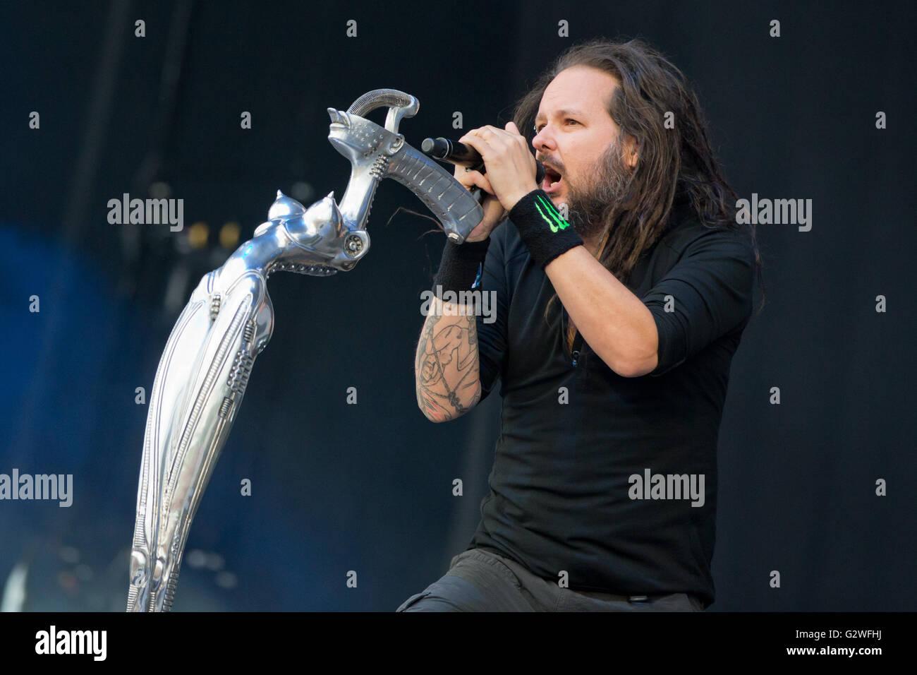 Korn frontman hi-res stock photography and images - Alamy