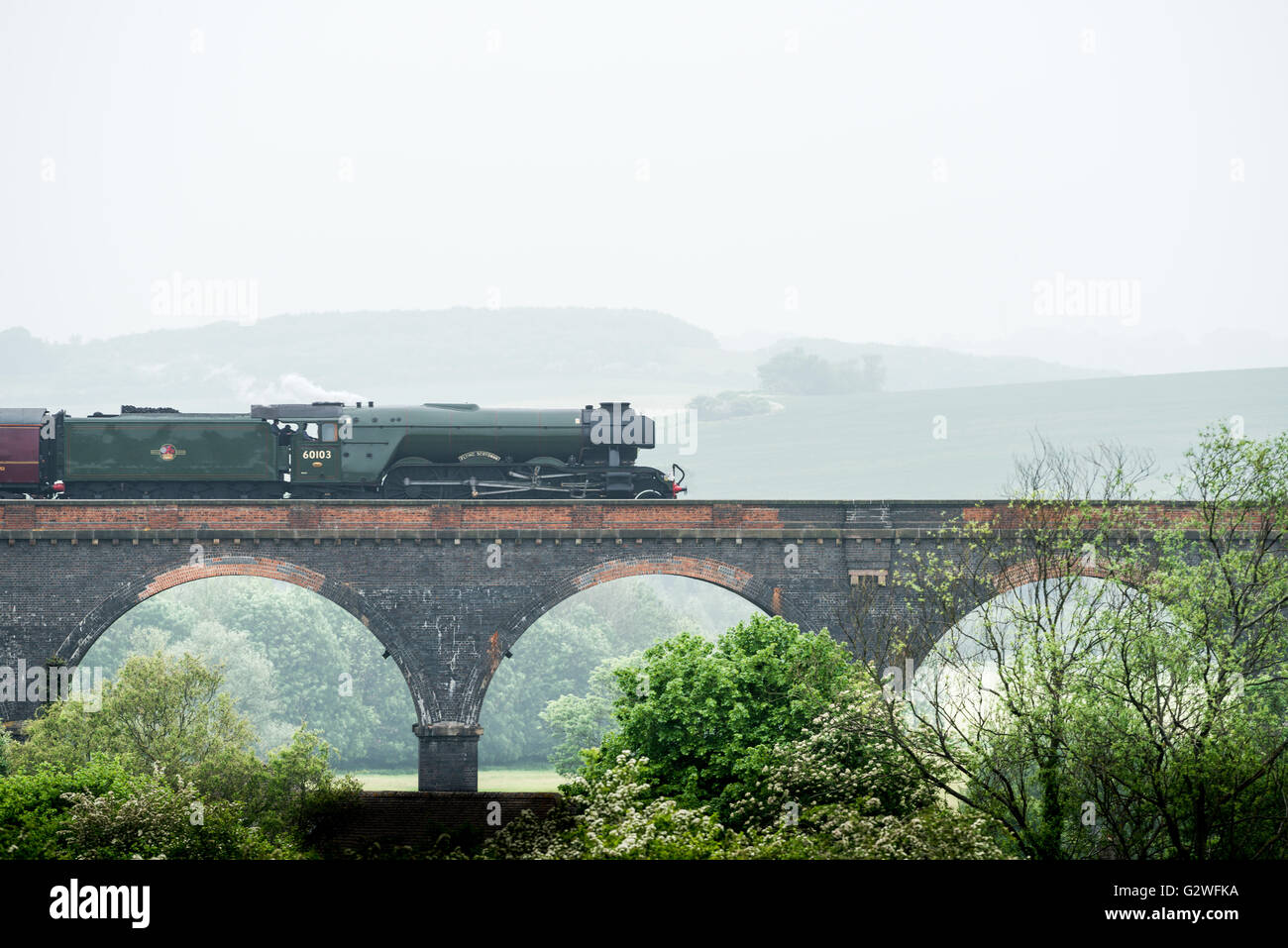 100 mph steam train hi-res stock photography and images - Alamy