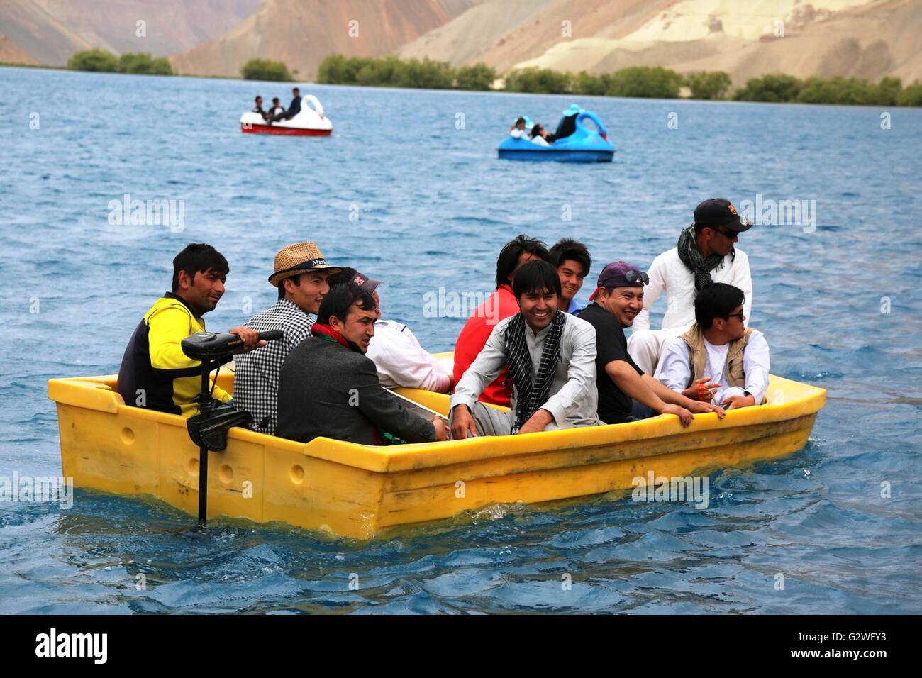 Bamyan, Afghanistan. 3rd June, 2016. Afghans enjoy boating in the Band ...