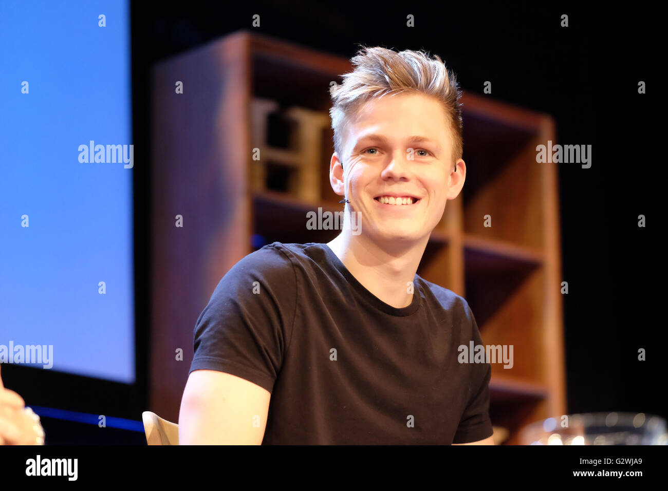 Caspar lee where hi-res stock photography and images - Alamy
