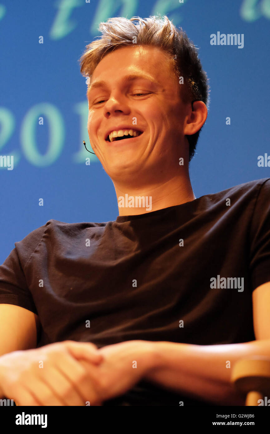 Casper Lee Stock Photos & Casper Lee Stock Images - Alamy